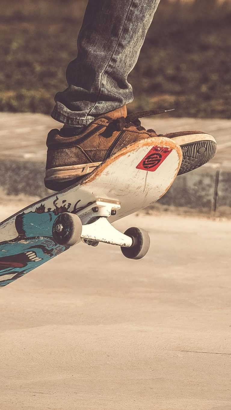 Skateboard Background - iXpap