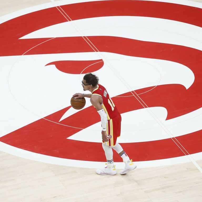 Trae Young Background - iXpap