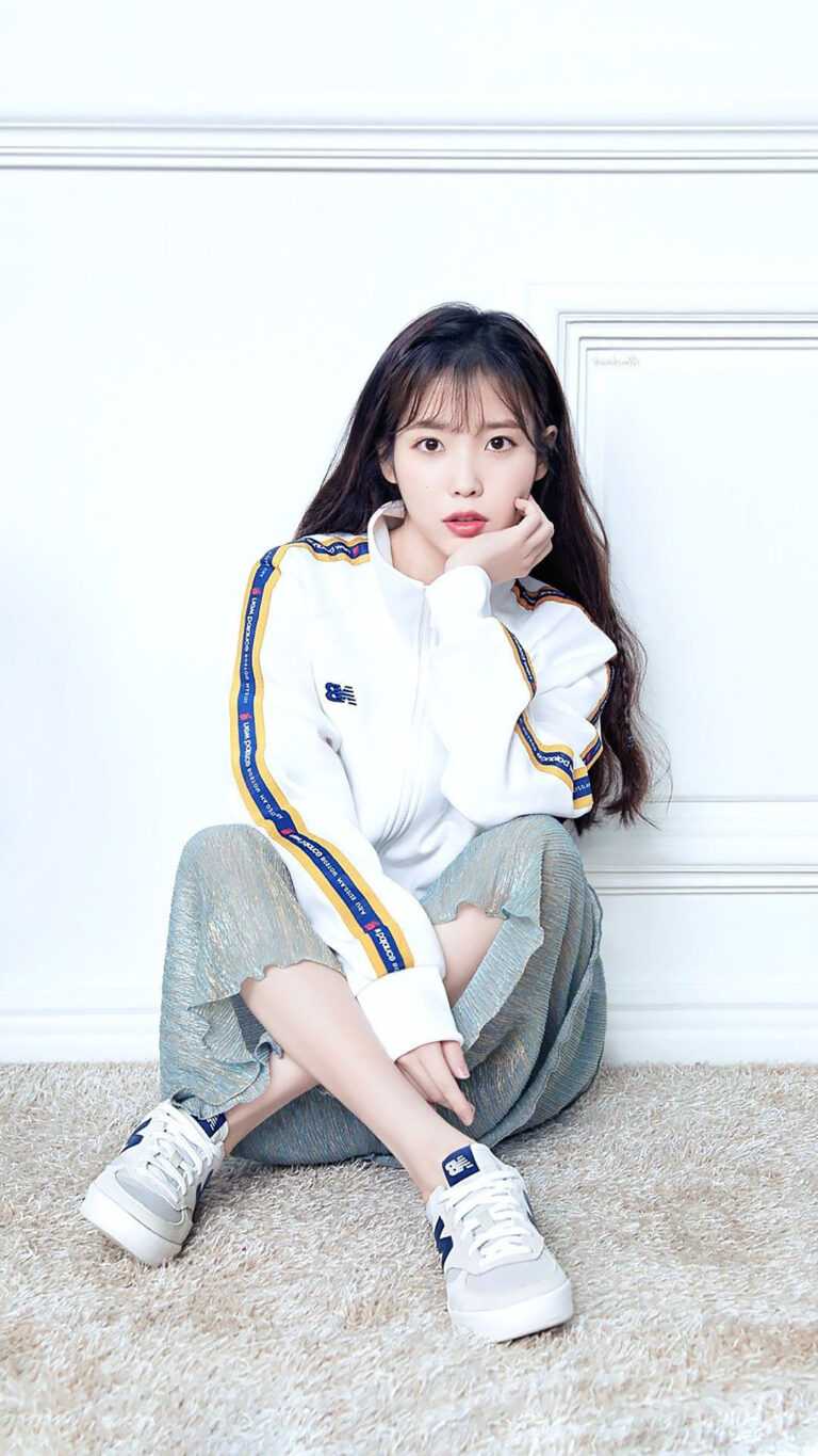 IU Wallpaper - iXpap