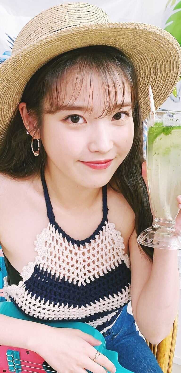 IU Blueming Wallpaper - iXpap