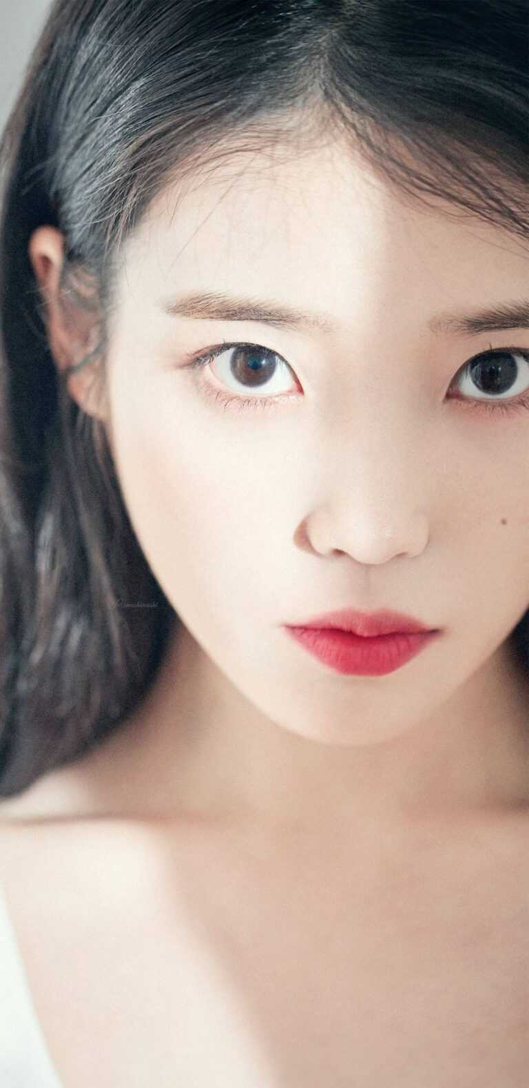 IU Wallpaper - iXpap