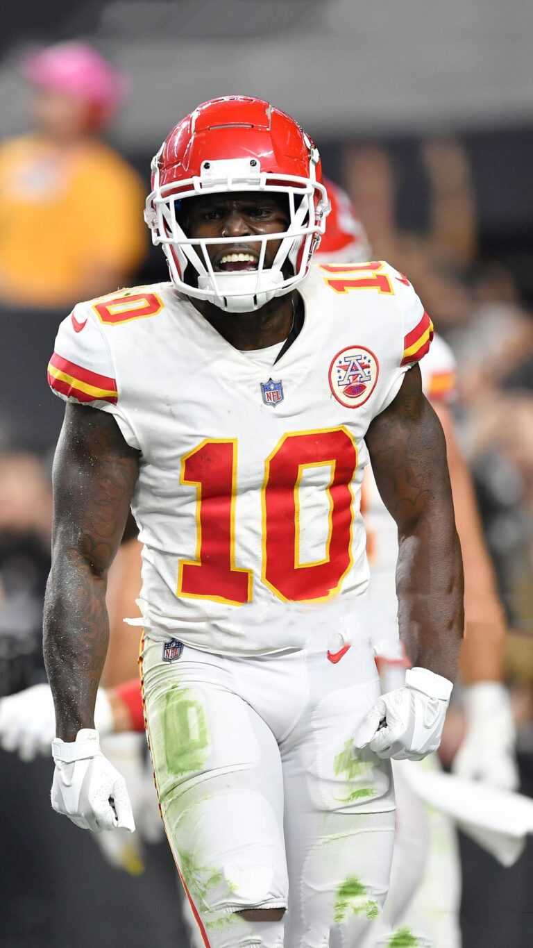 Tyreek Hill Background - iXpap