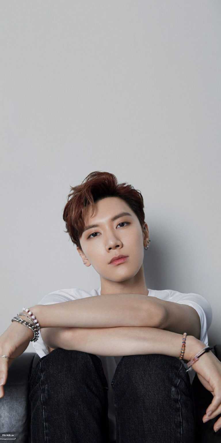 Ten Wallpaper - iXpap