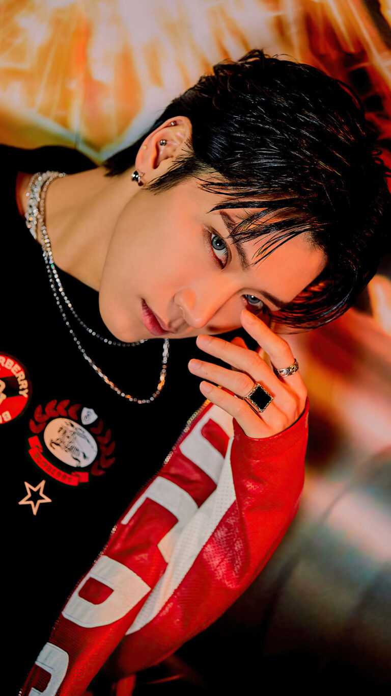Ten Wallpaper - iXpap