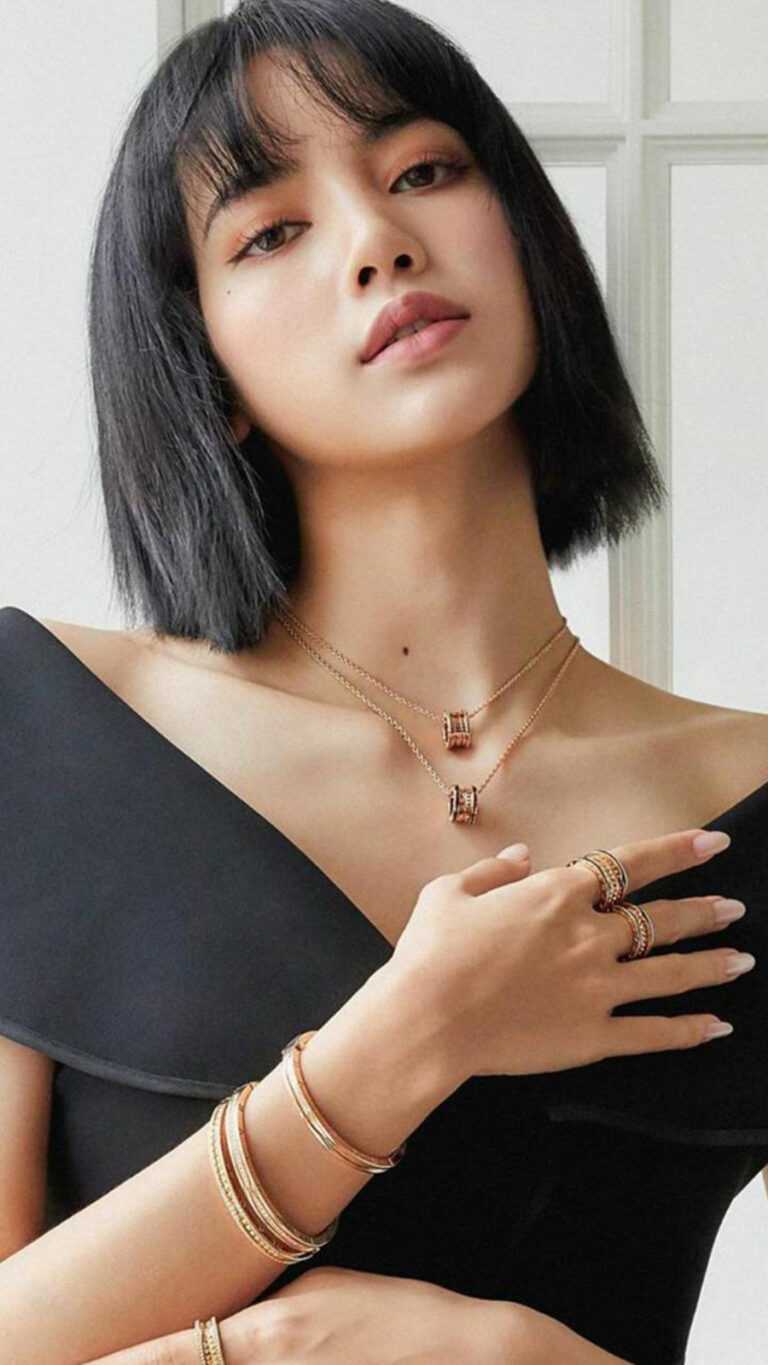 Lisa Wallpaper - iXpap