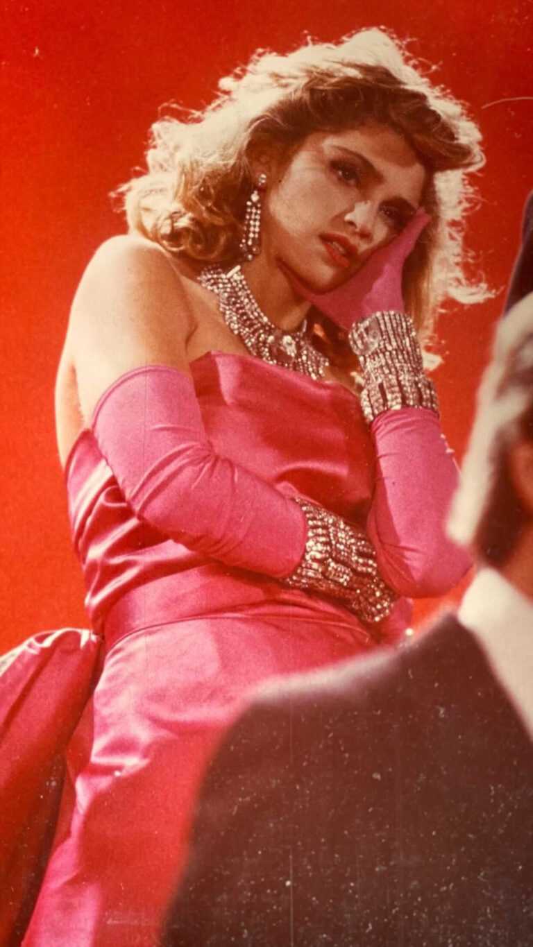 Material Girl Wallpaper - iXpap