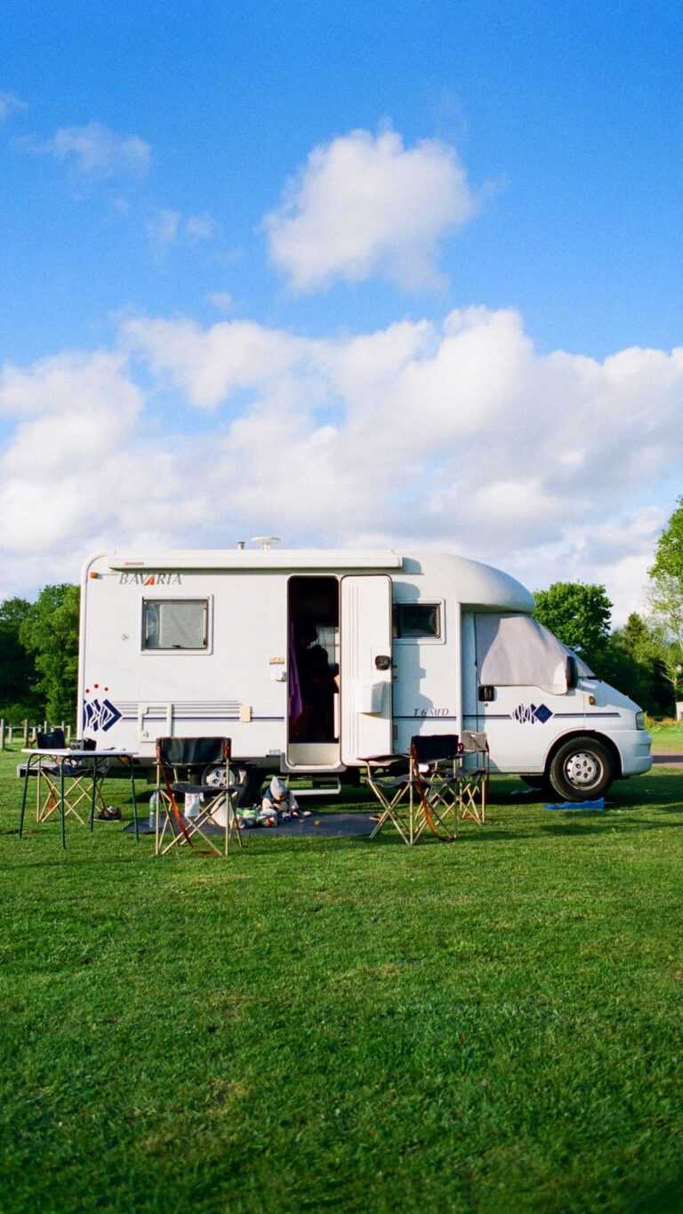 Caravan Wallpaper - iXpap