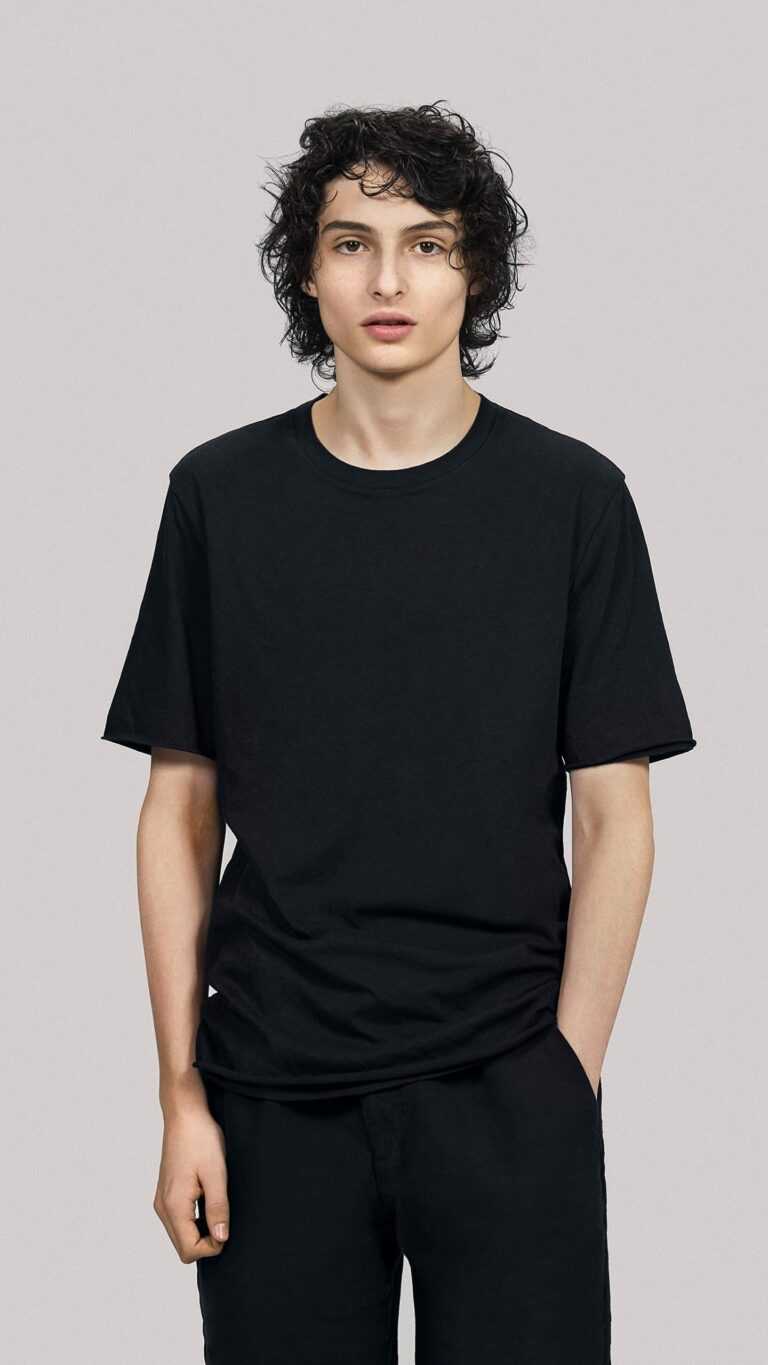 Finn Wolfhard Wallpaper - iXpap