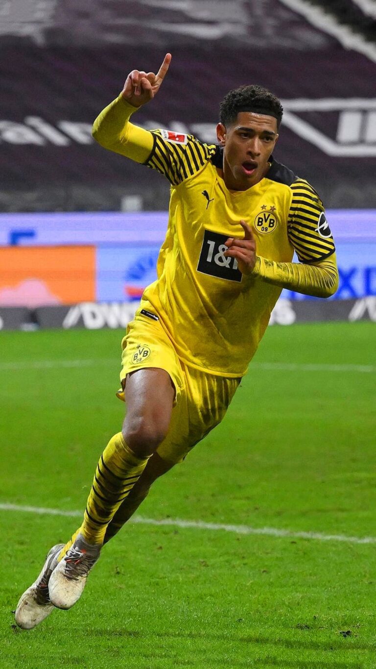 Jude Bellingham Wallpaper - iXpap