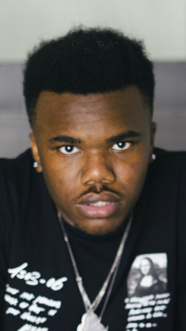 OT7 Quanny Wallpaper - iXpap