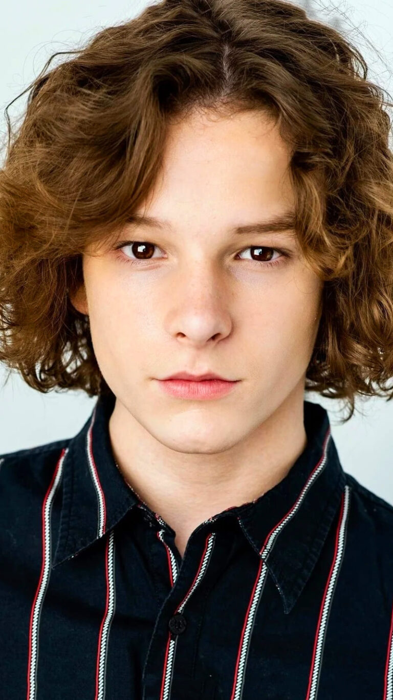 Mason Thames Wallpaper - iXpap