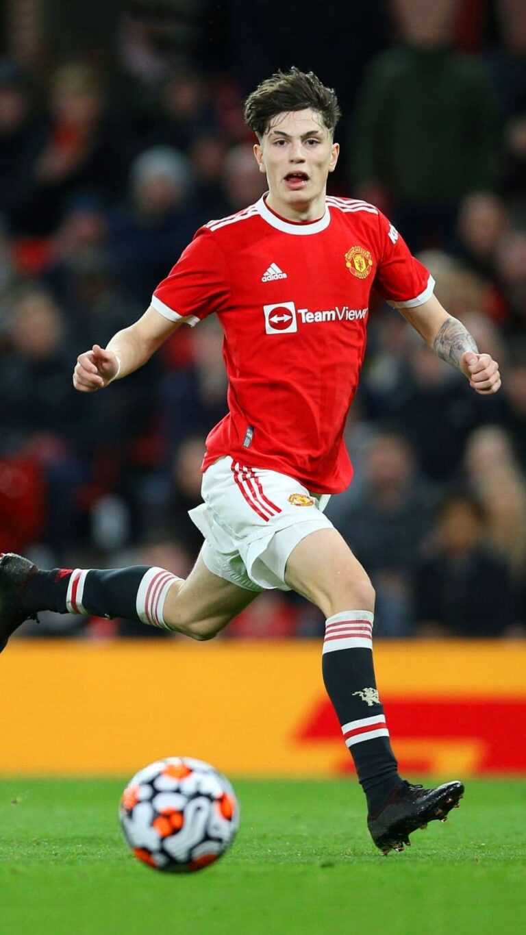 Garnacho Wallpaper - iXpap