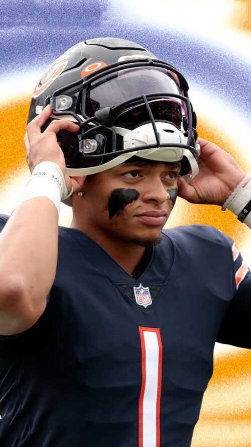 Justin Fields Wallpaper - iXpap