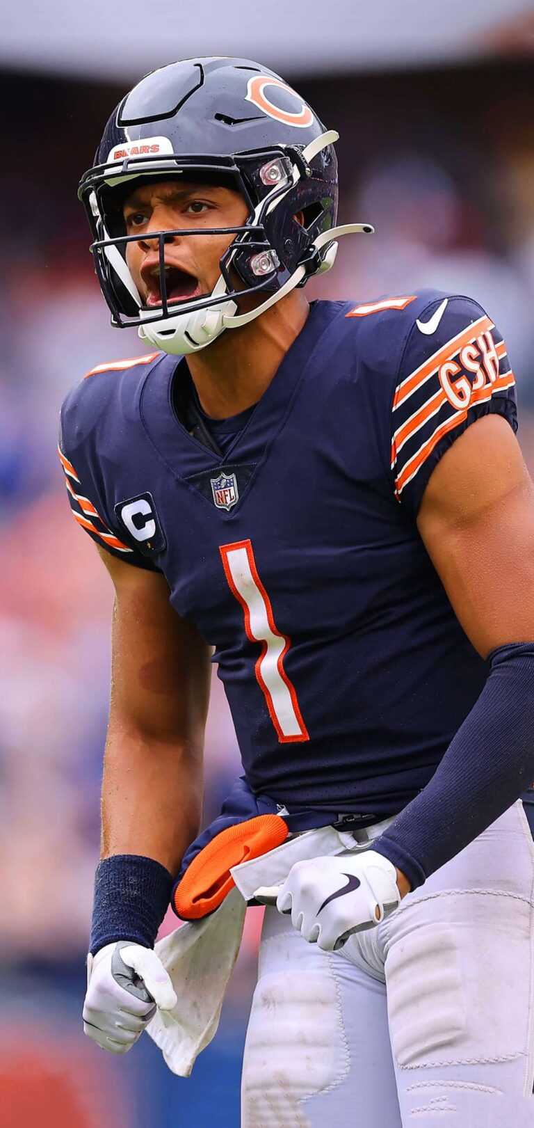 Justin Fields Wallpaper - iXpap