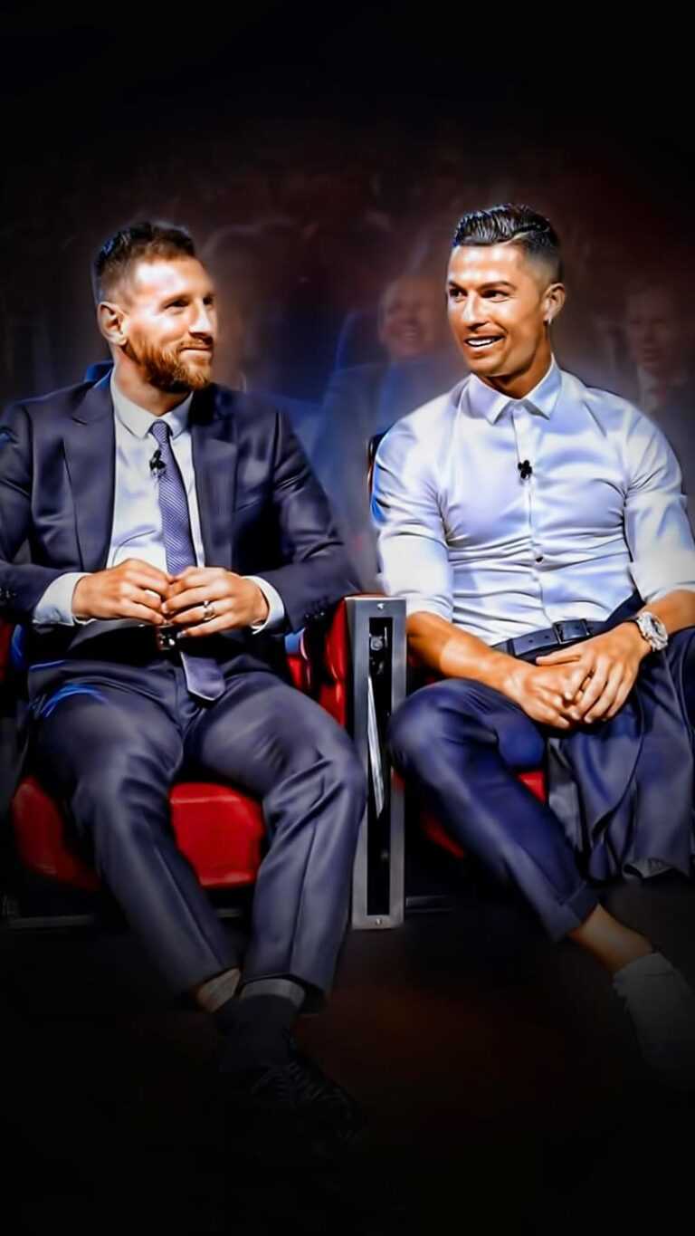 Messi And Ronaldo Chess Wallpaper - iXpap
