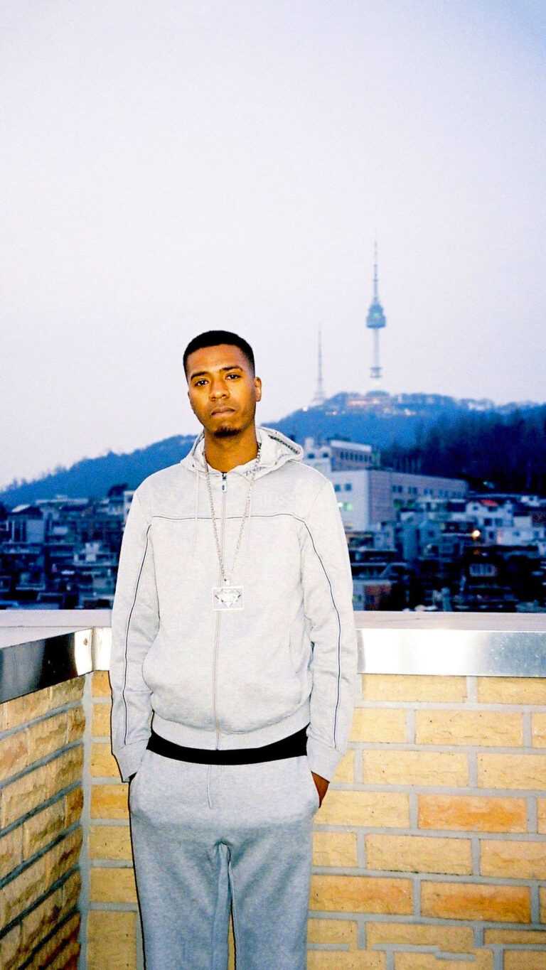 Nines Wallpaper - iXpap