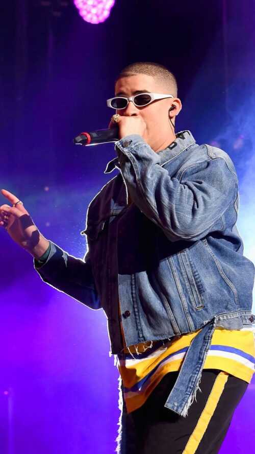 Bad Bunny Wallpapers - iXpap
