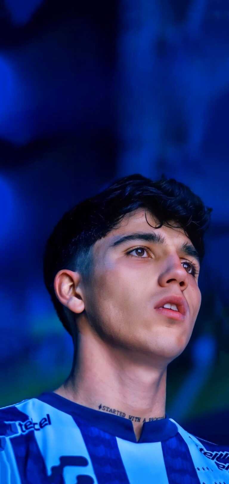 Kevin Alvarez Wallpaper - iXpap