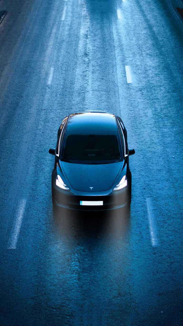 Tesla Wallpaper - iXpap