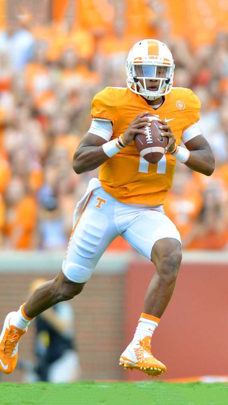 Joshua Dobbs Wallpaper - iXpap