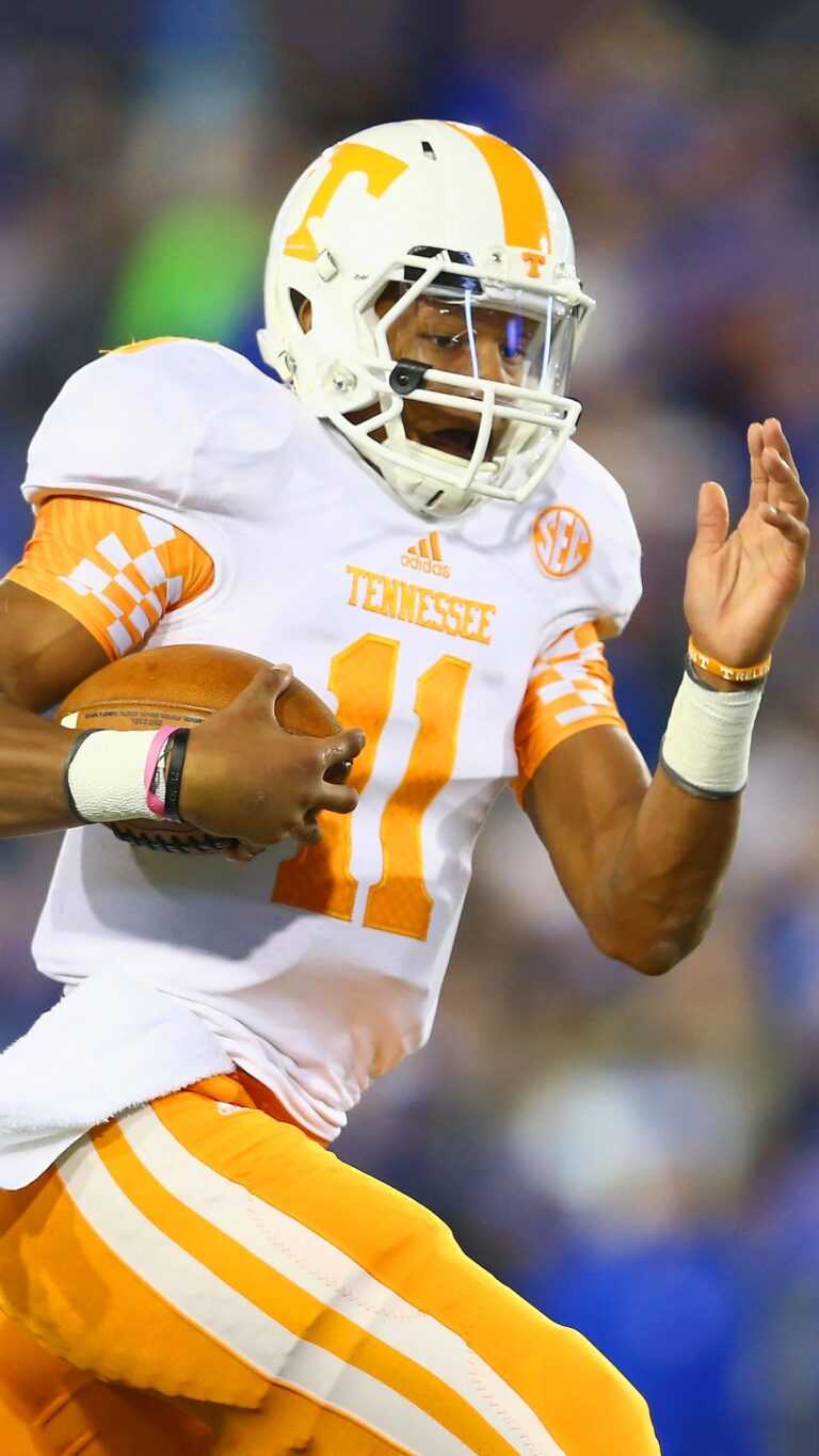 Joshua Dobbs Wallpaper - iXpap