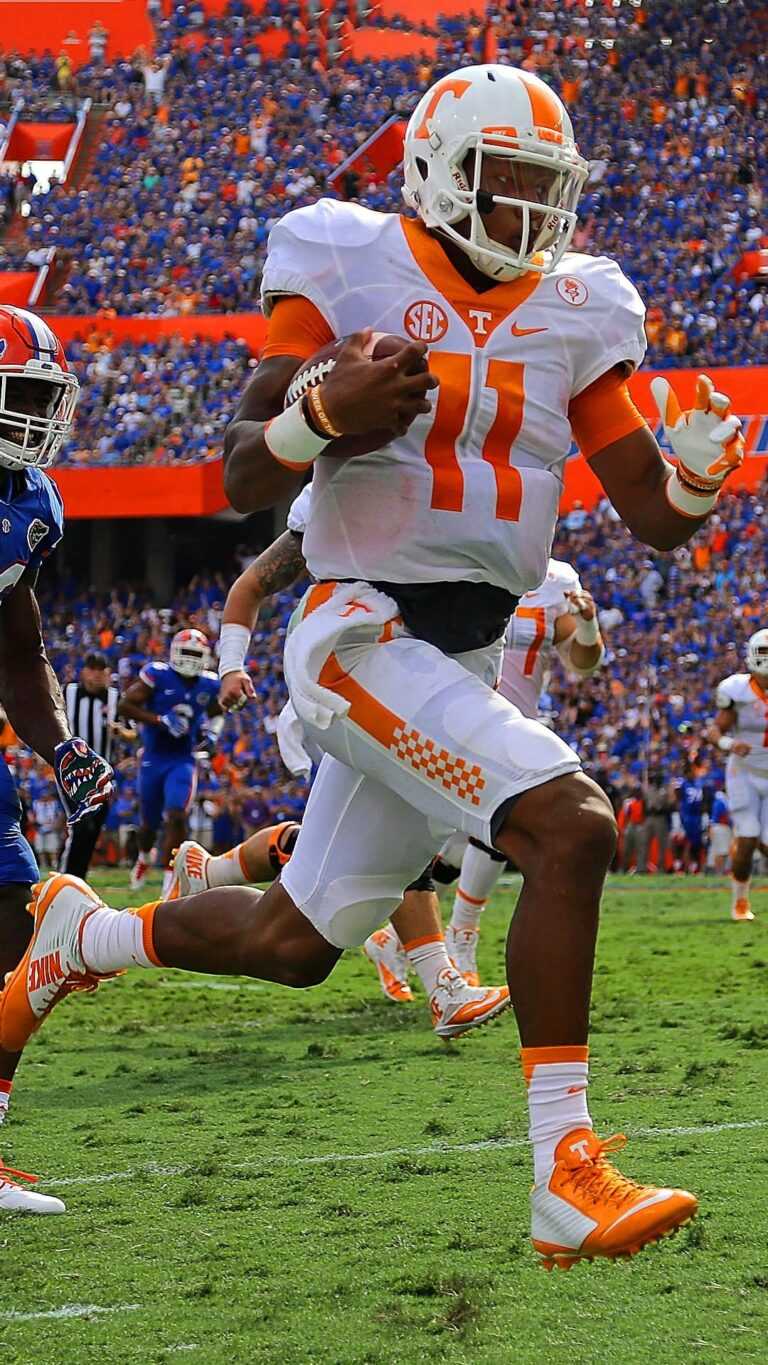 Joshua Dobbs Wallpaper - iXpap