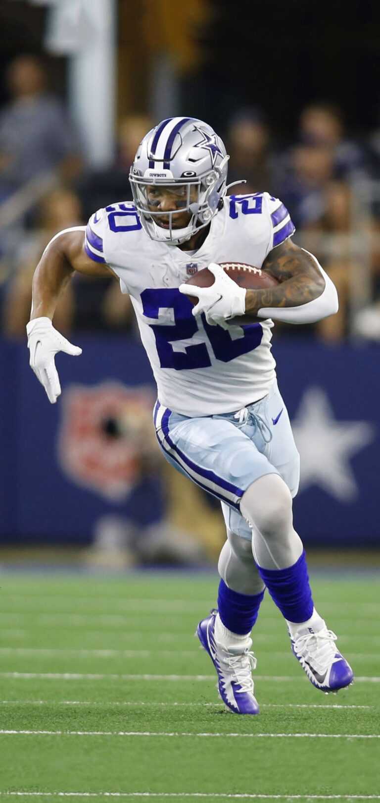 Tony Pollard IPhone Wallpaper - iXpap