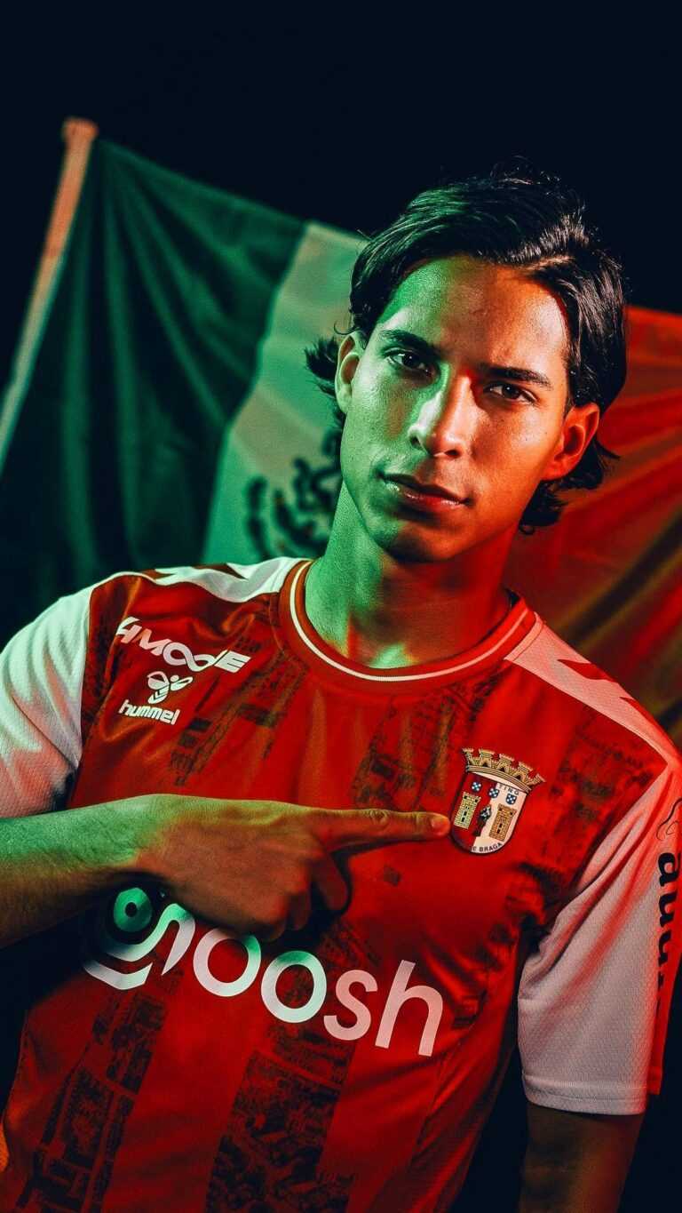 Diego Lainez Wallpaper - iXpap