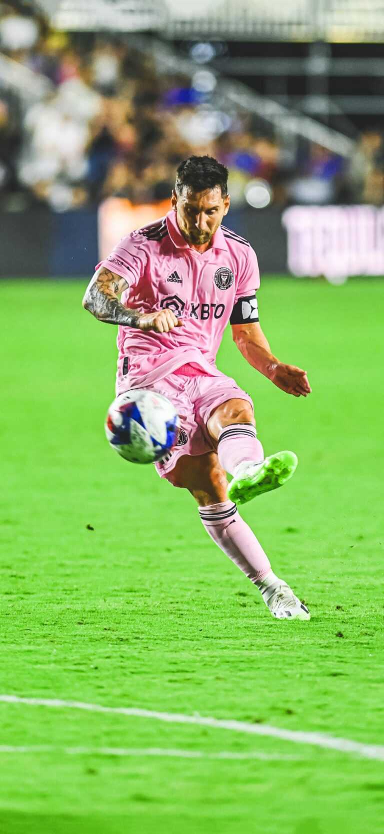 Messi Inter Miami Wallpaper - iXpap