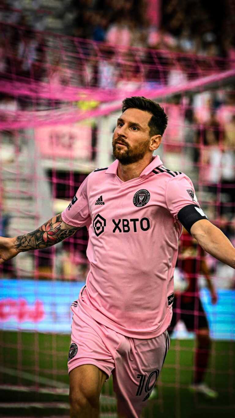 Messi Inter Miami Wallpaper - iXpap