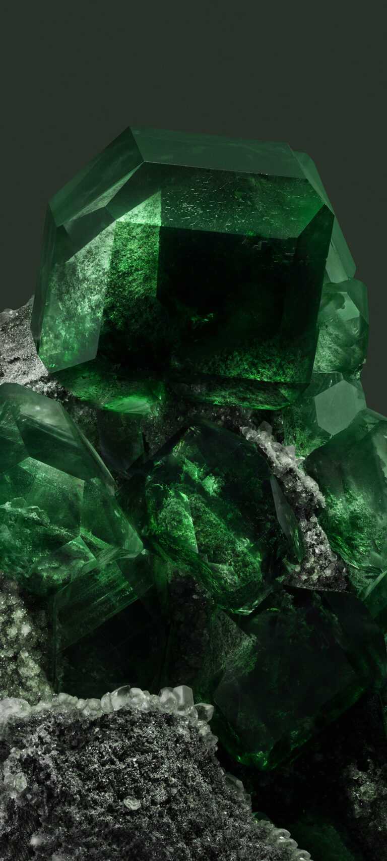 Pixel 8 Wallpaper - iXpap