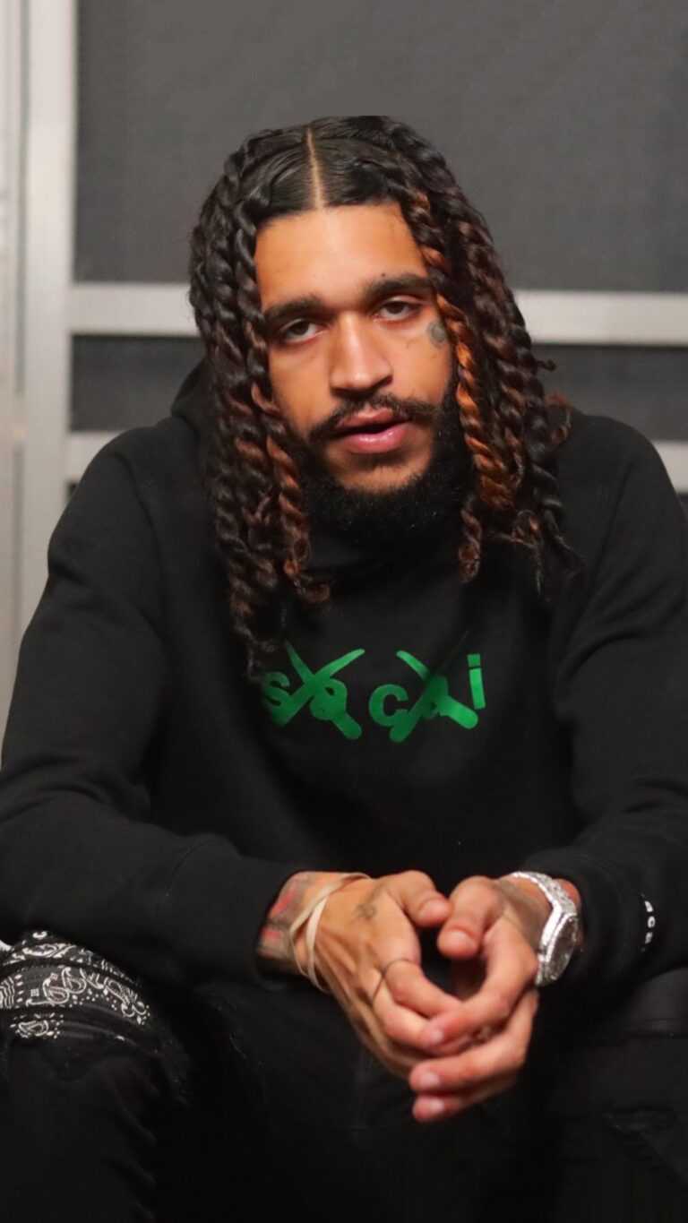 OT7 Quanny Wallpaper - iXpap