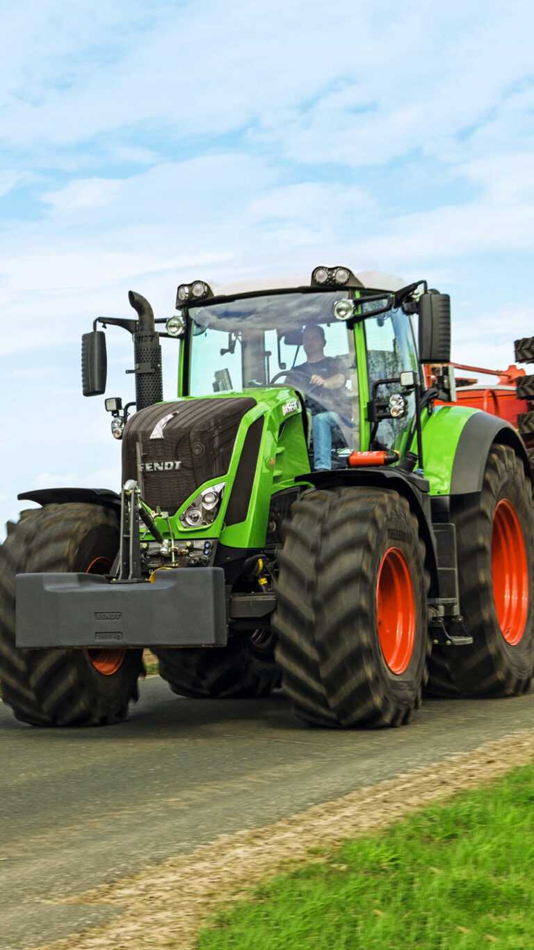 Fendt Wallpaper - iXpap