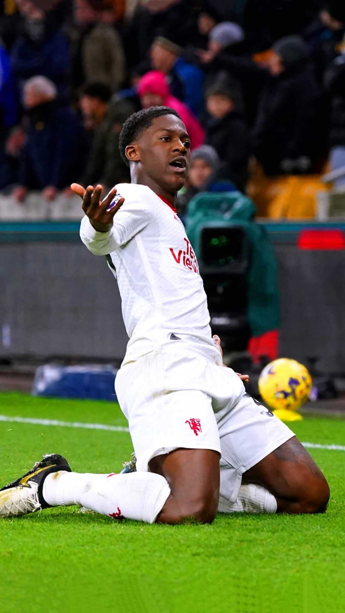 Kobbie Mainoo Wallpaper - iXpap