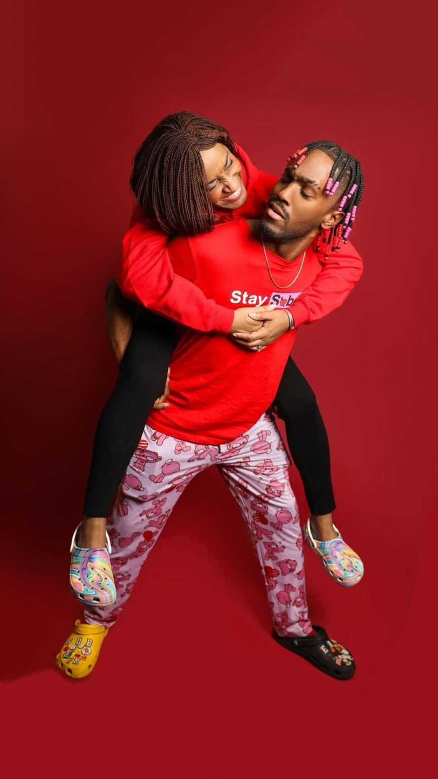 D'Aydrian Harding Wallpaper - iXpap