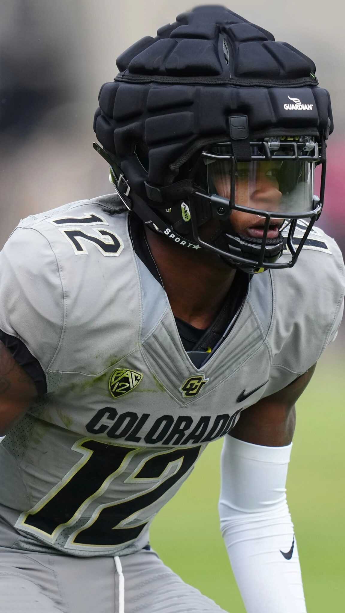 Travis Hunter Wallpaper - iXpap