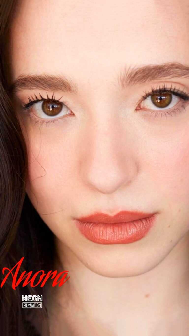 Anora Wallpaper - iXpap