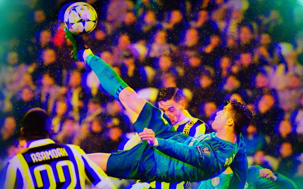 Ronaldo Bicycle Kick Wallpaper - iXpap