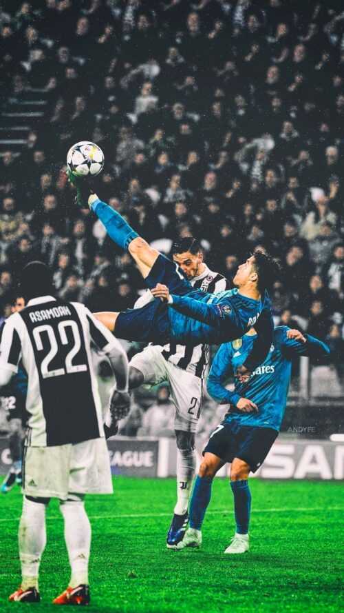 Ronaldo Bicycle Kick Wallpaper - iXpap