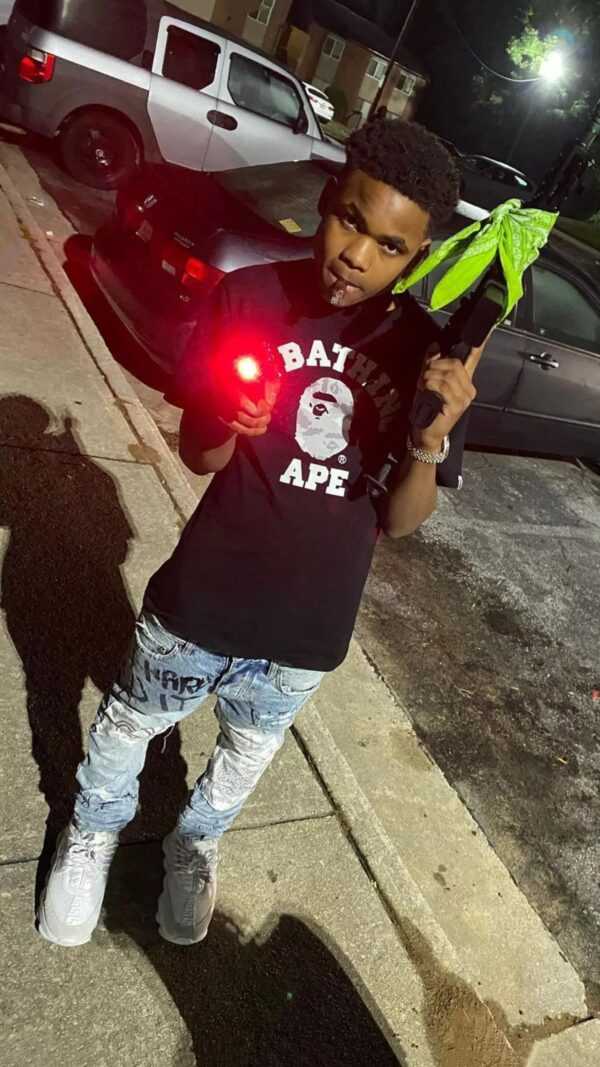 P Yungin Wallpaper - iXpap