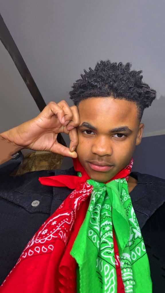 P Yungin Wallpaper - iXpap